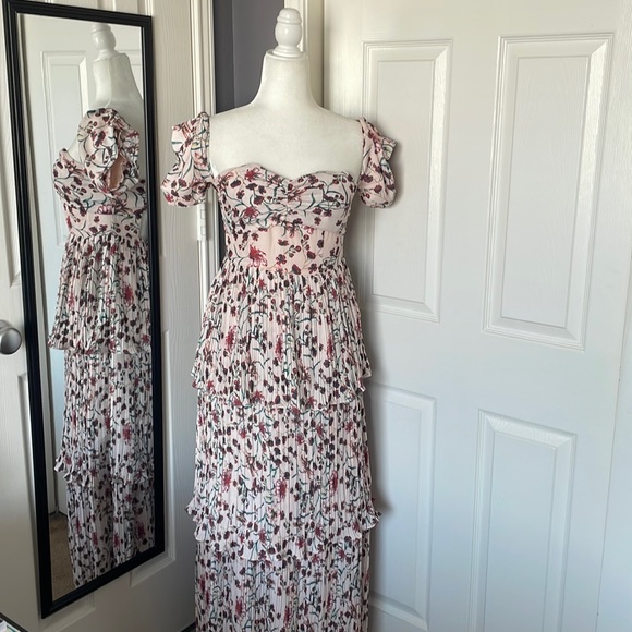 o.p.t | Dresses | Hp Opt Floral Maxi Dress | Poshmark